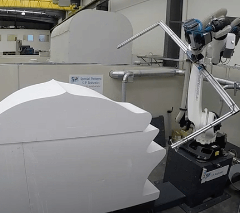 Robotic hot wire cutting a huge part | SprutCAM X